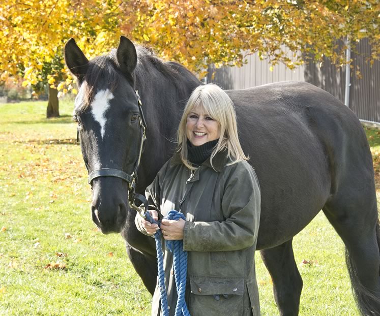 Horse Power: Ellen Downey - In The Hills